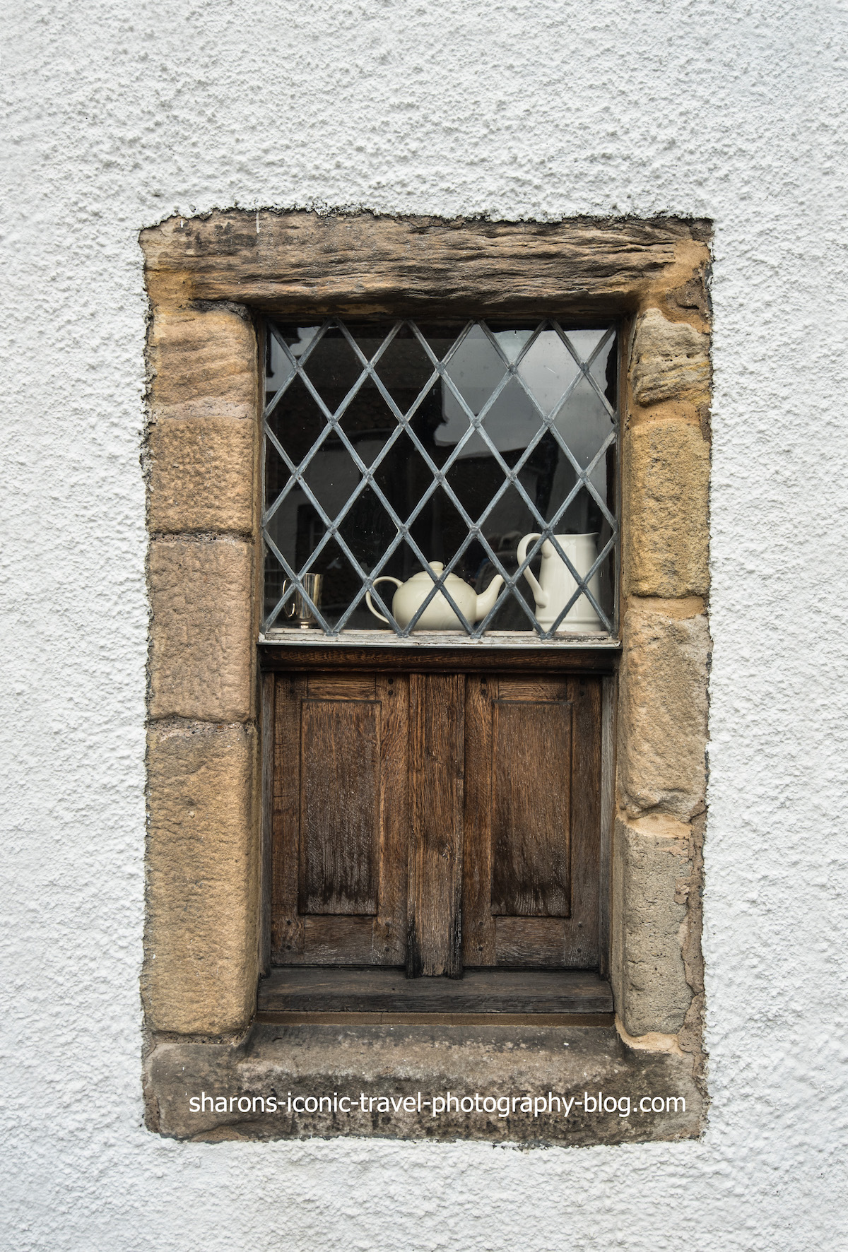 Scottish Windows – Sharon's Iconic Travel Photography Blog