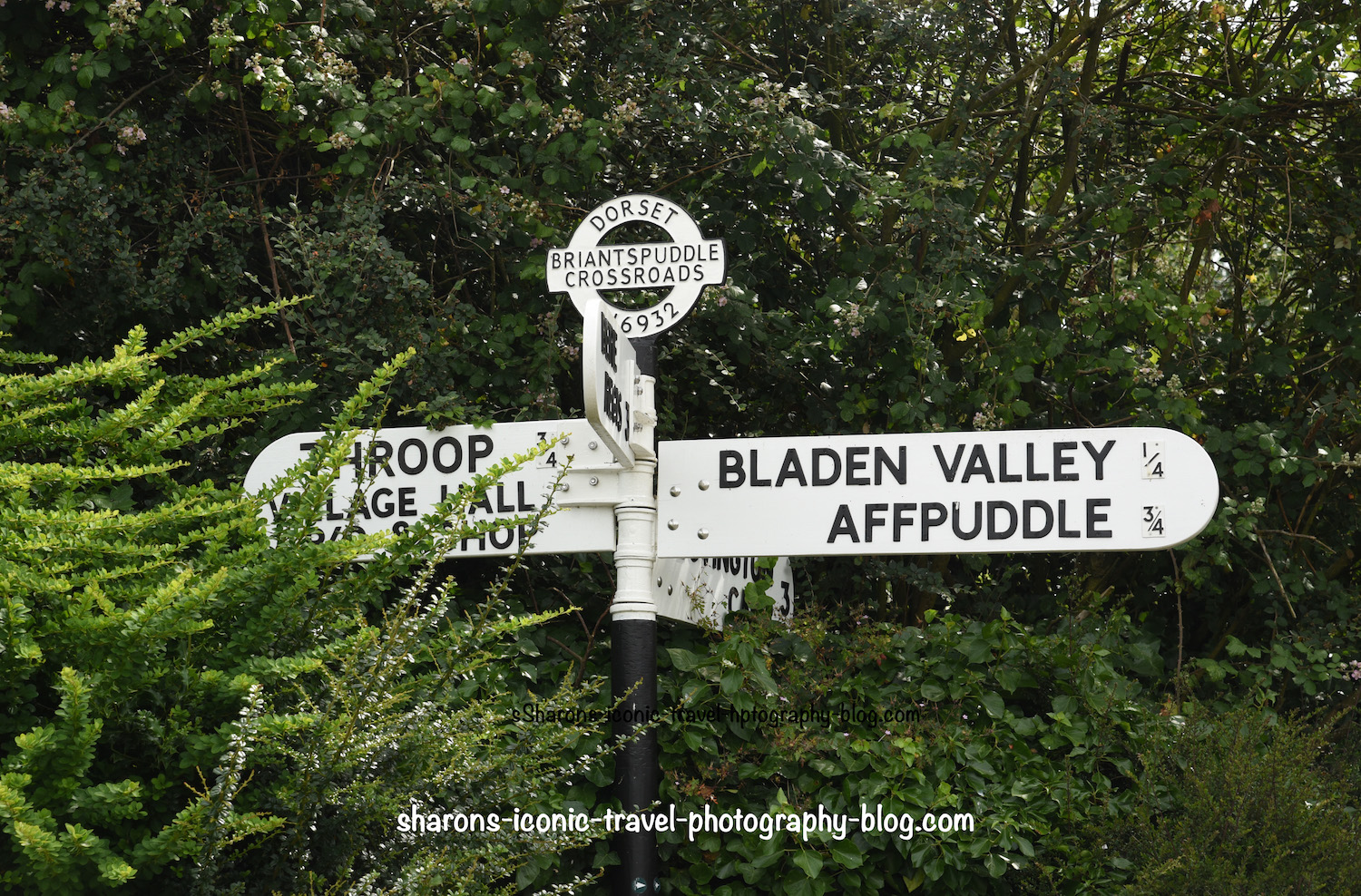 Road signs – Sharon's Iconic Travel Photography Blog