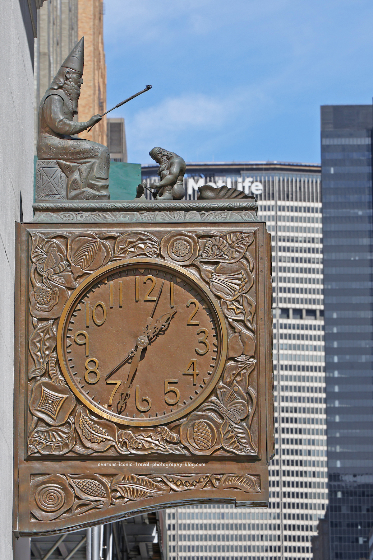 Wizard Clock in New York City – Sharon's Iconic Travel Photography Blog
