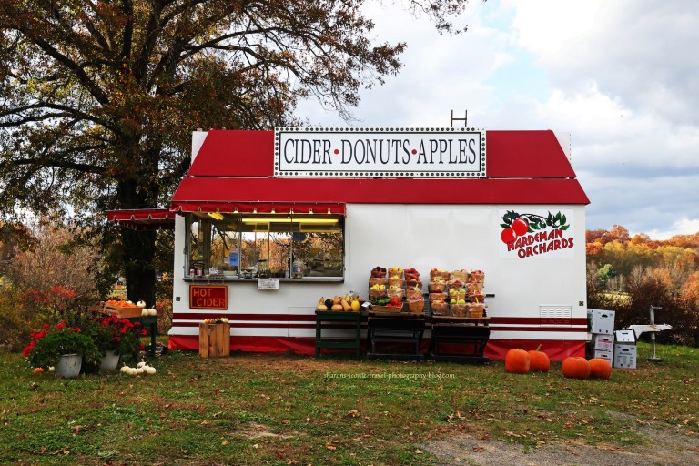 Hardeman Orchards Farmstand – Sharon's Iconic Travel Photography Blog