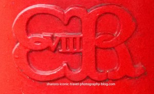 Edward VIII Post Box – Sharon's Iconic Travel Photography Blog