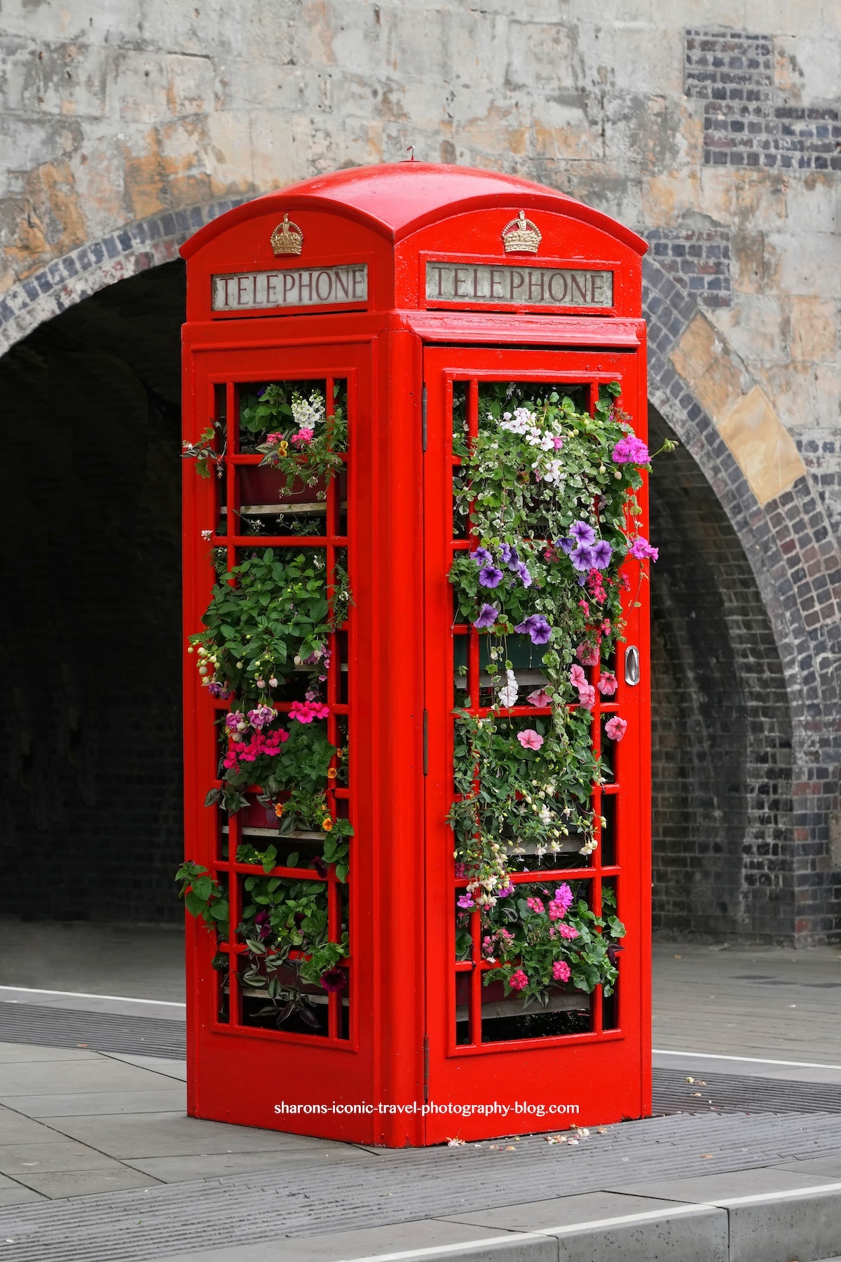 Bath Telephone Booths – Sharon's Iconic Travel Photography Blog