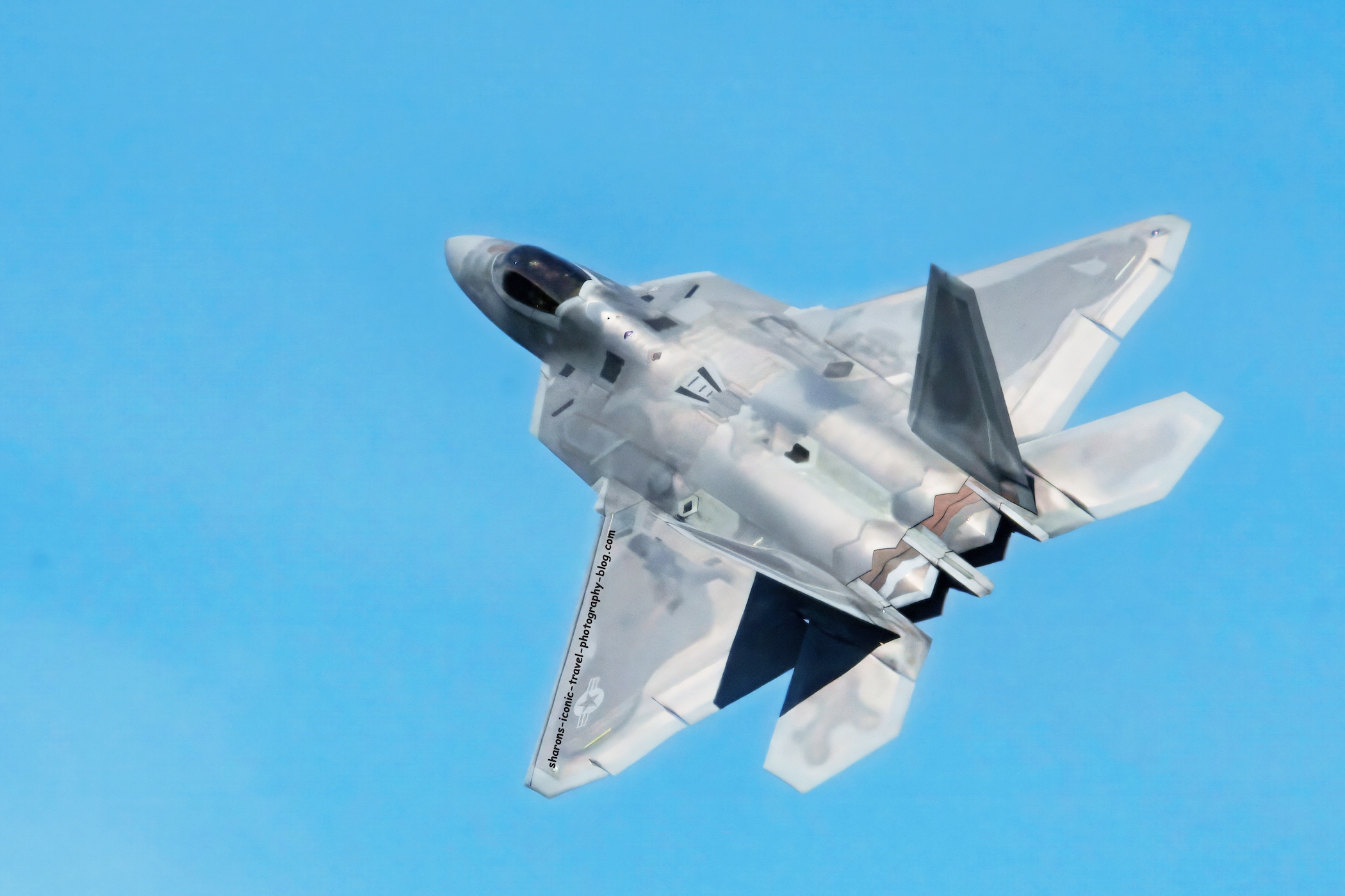 F-22 Raptor – Sharon's Iconic Travel Photography Blog